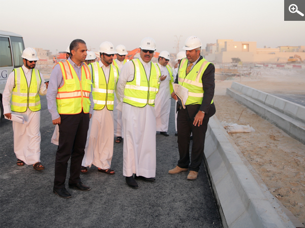 The Minister of Municipality and Environment Visits Dukhan Highway and ...